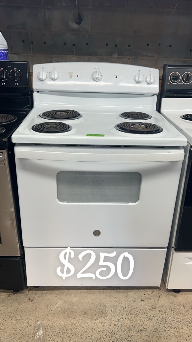 Various White Coil Top Ranges Used | JH Appliance | Hickory ...