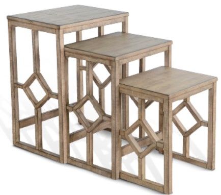 Sunny Designs™ 3-Piece Nesting Table Set | Bob Mills Furniture