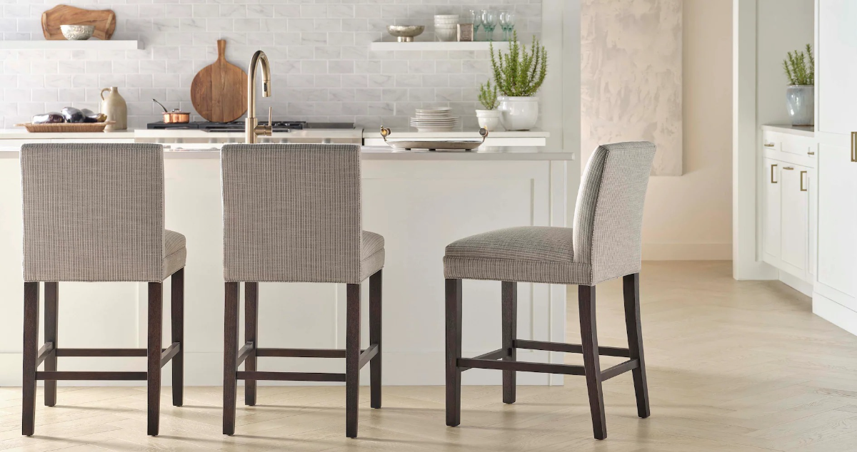 Bassett Furniture Customizable BenchMade Marge Oak Upholstered Counter Stool Ben s Fine Furniture Furniture and Mattresses in Fort Gratiot and Port Huron MI