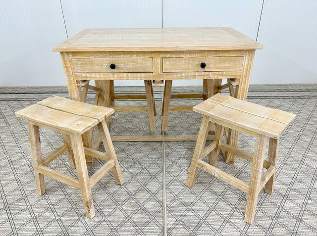 Million Dollar Rustic Kitchen Island With Matching Stools in Natural ...