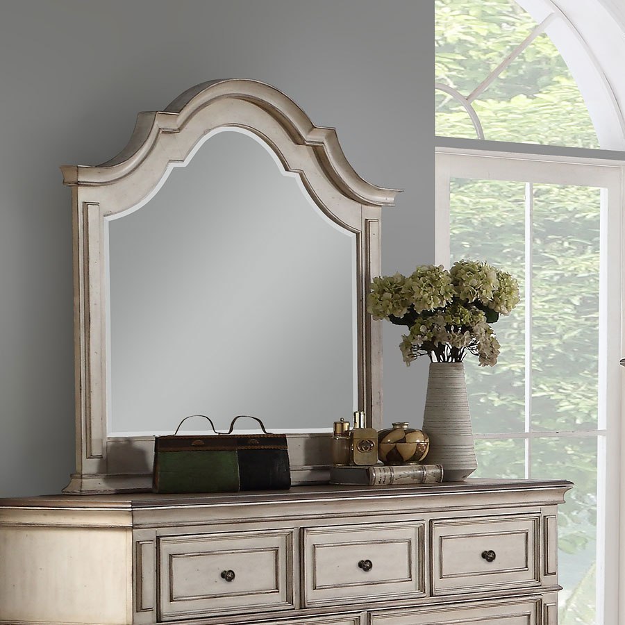 New classic furniture anastasia store
