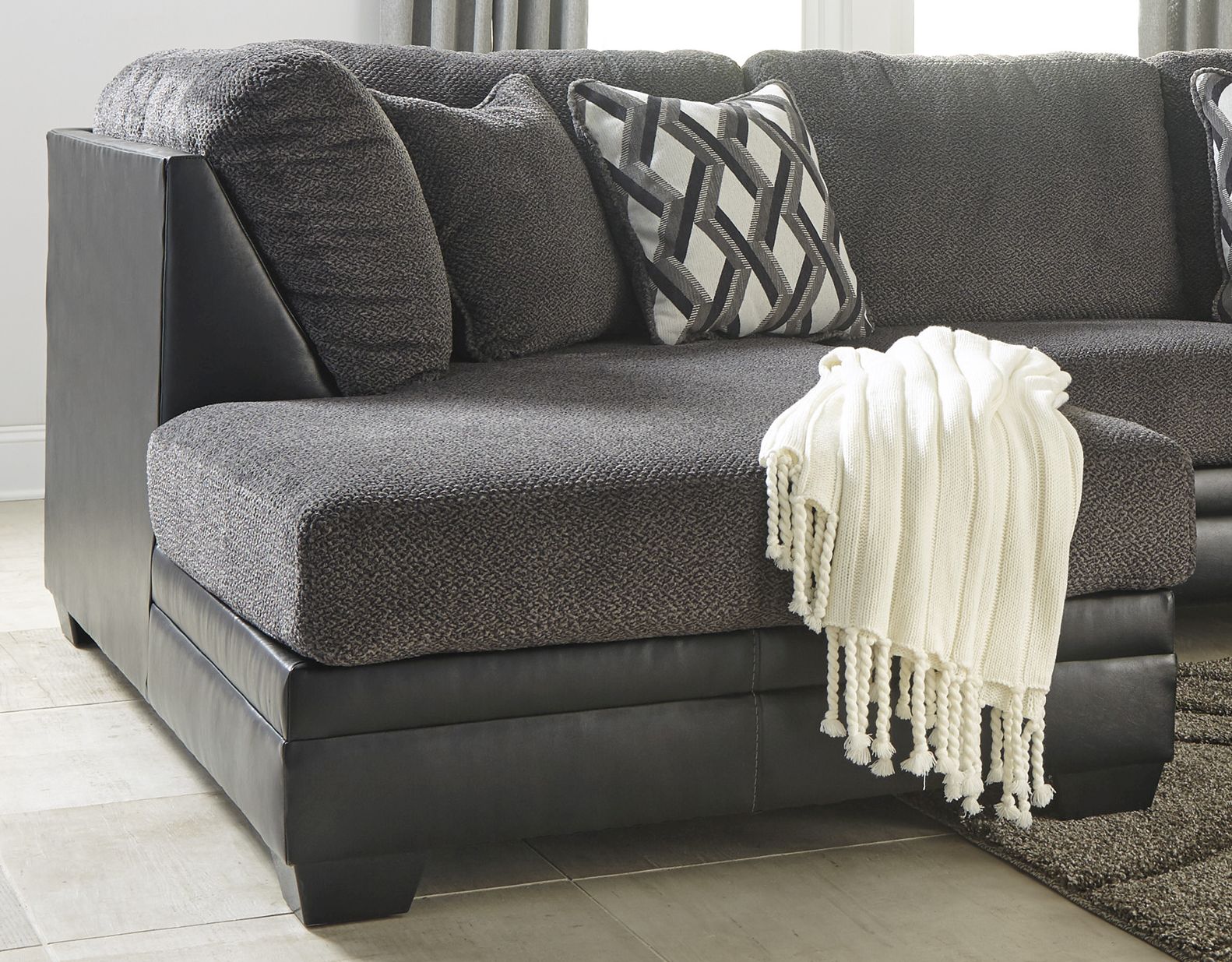 Benchcraft Kumasi Left Arm Facing Corner Chaise Bedroom Express