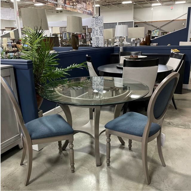 Bermex Expression Round Table | Hanover, Kitchener, Barrie in Ontario