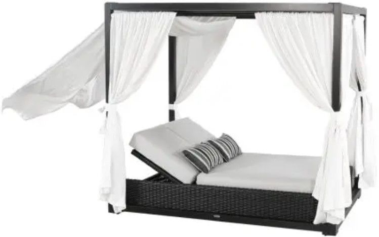 CabanaCoast® Customizable Brighton Wicker Outdoor Cabana Daybed ...